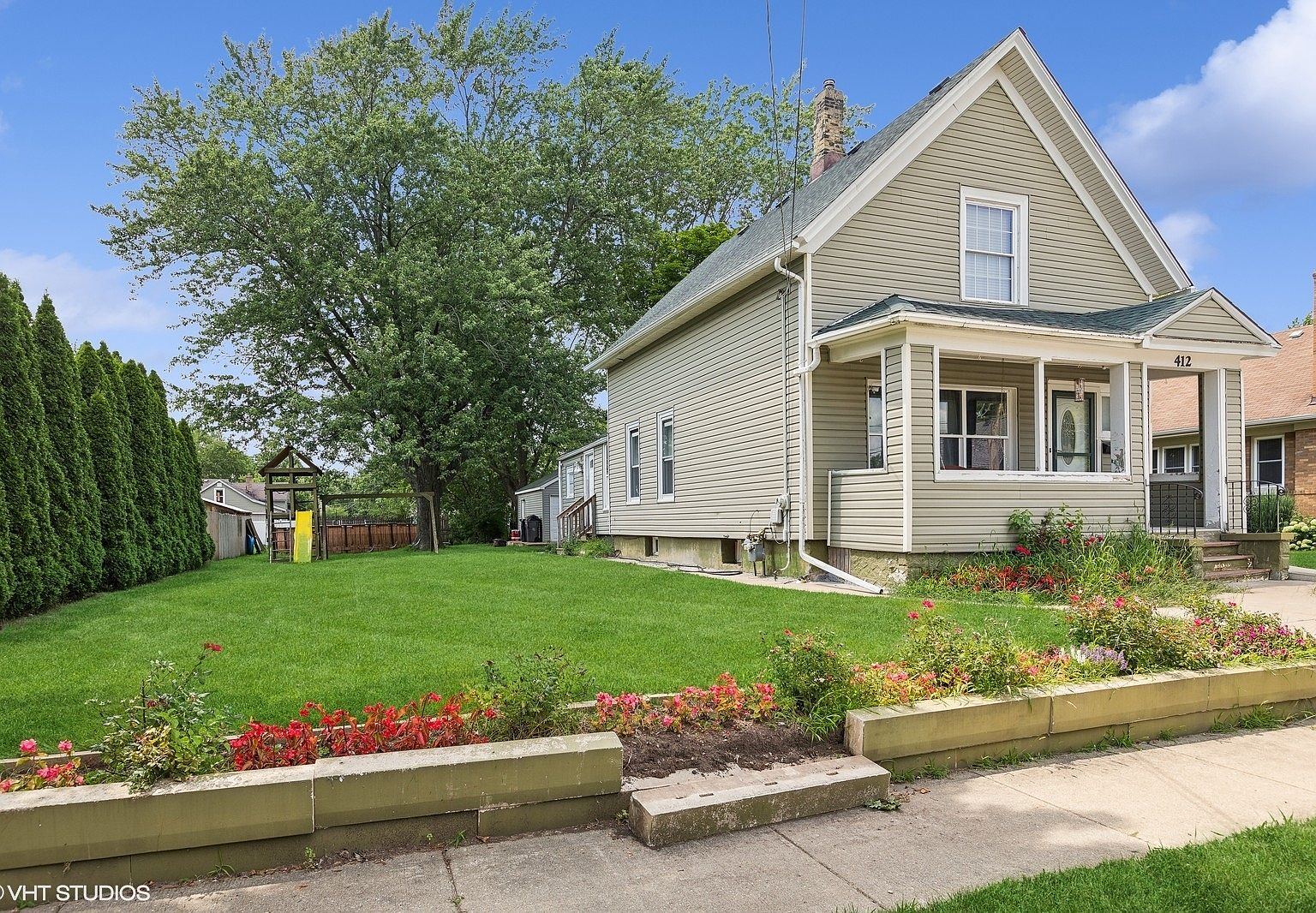 412 Moseley St, Elgin, IL 60123 | Zillow