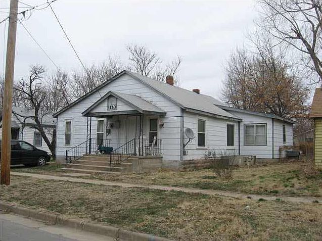 120 Minnesota St, Winfield, KS 67156 | Zillow