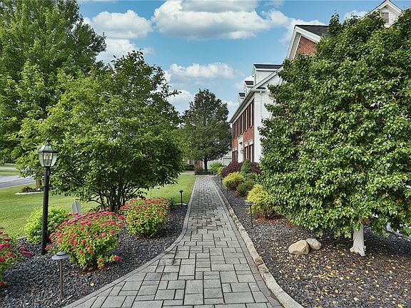 5 Lusk Farm Cir, Pittsford, NY 14534 | Zillow
