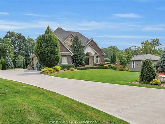 6515 Matchette Rd, Lasalle, ON N9J 2J9 | MLS #24011965 | Zillow