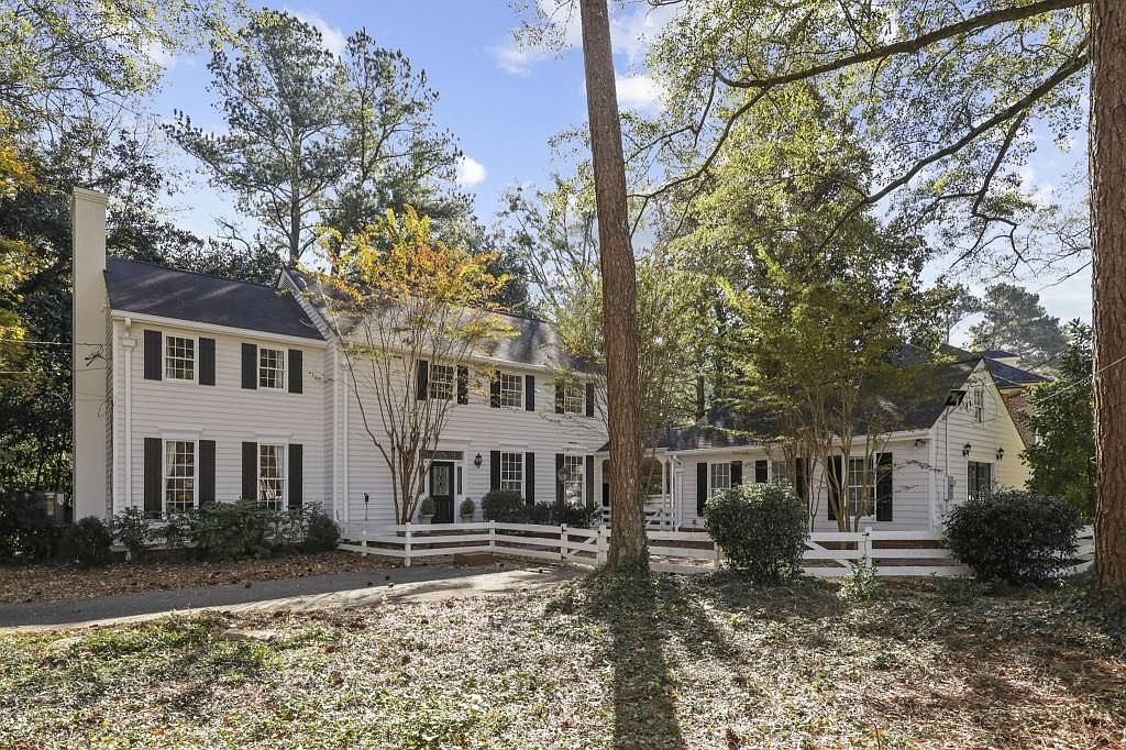 1386 Hanover West Dr NW, Atlanta, GA 30327 | Zillow