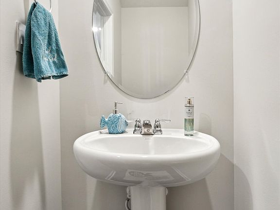 1529 Stanford Ln #1, Newport News, VA 23608 | Zillow