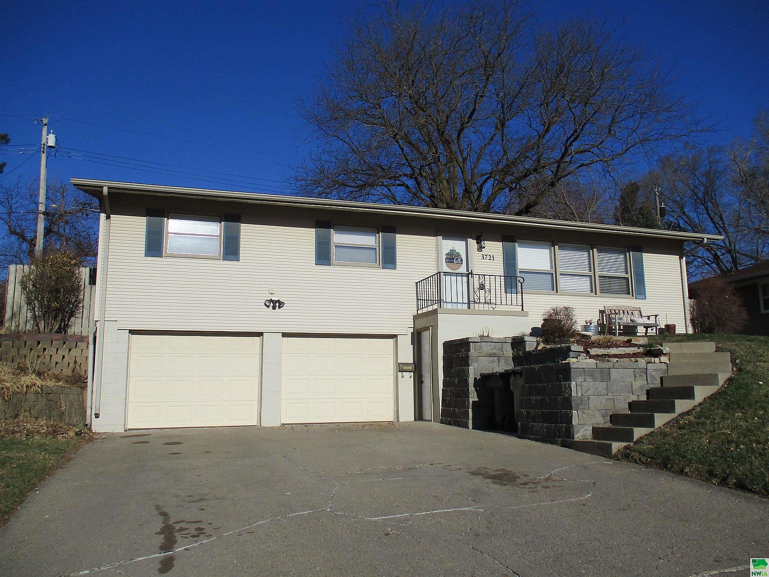 3721 Pawnee Pl, Sioux City, IA 51104 | Zillow