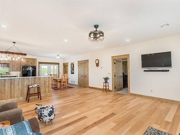 1759 Road 1, Cedar Vale, KS 67024 | MLS #642964 | Zillow