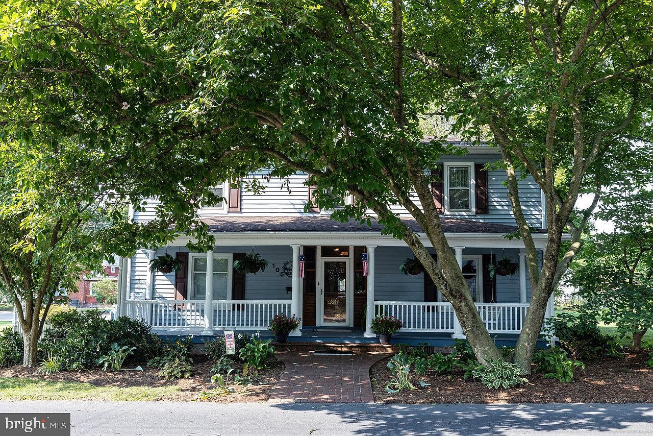 105 W College St, Bridgewater, VA 22812 | MLS #VARO2001692 | Zillow