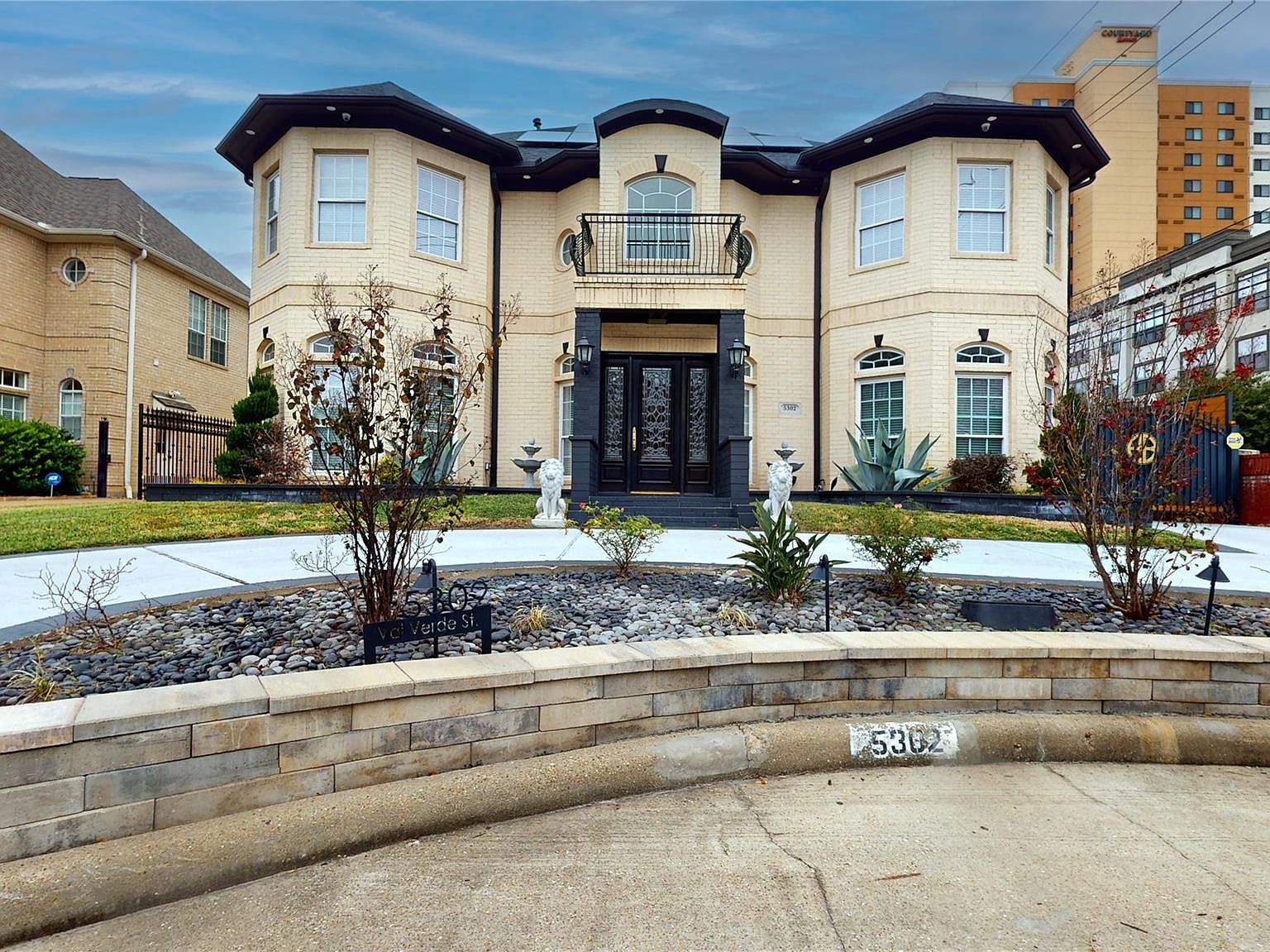 5302 Val Verde St, Houston, TX 77056 | MLS #60024877 | Zillow