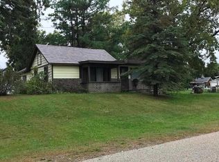 355 N 2nd St, Harrison, MI 48625 | MLS #50112581 | Zillow