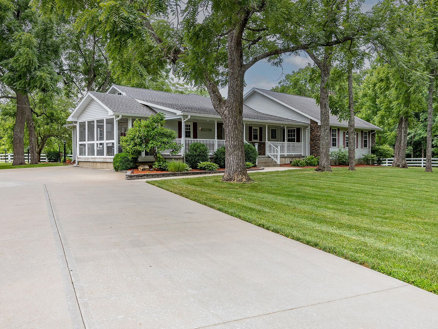 24800 Spring Fork Rd Road, Sedalia, MO 65301 | Zillow