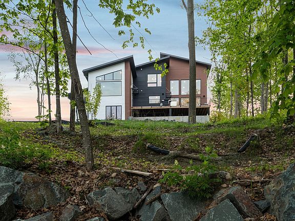 1364 190th St, Saint Croix Falls, WI 54024 | MLS #6492892 | Zillow