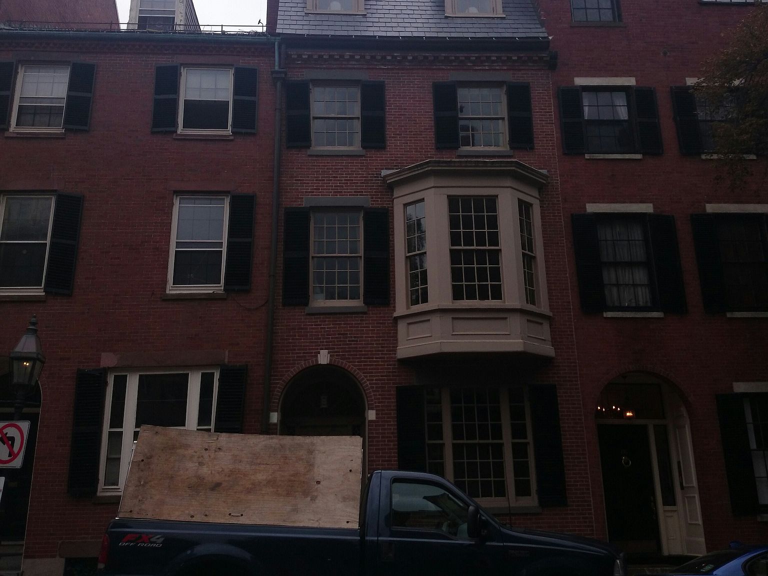 64 Chestnut St, Boston, MA 02108 | Zillow