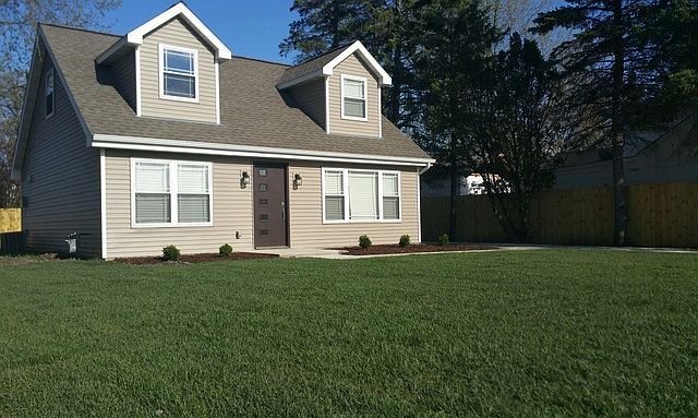 3N331 Ellsworth Ave, Addison, IL 60101 | Zillow