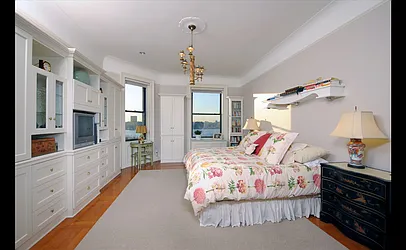 194 Riverside Drive #7E in Upper West Side, Manhattan | StreetEasy