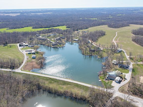 201 & 203 S Lake Cir, Cairo, MO 65239 | MLS #23-43 | Zillow