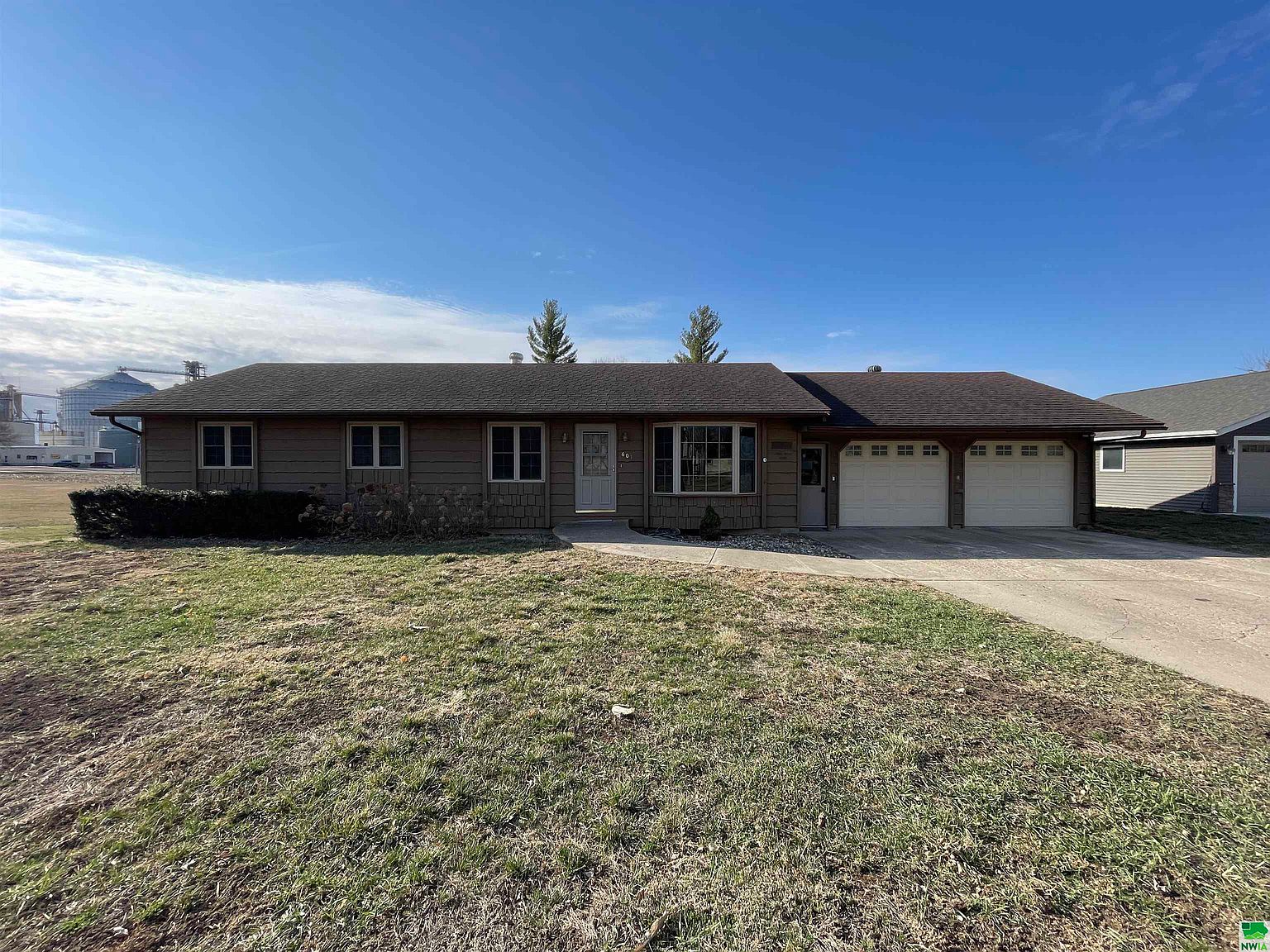 601 7th St, Ireton, IA 51027 | Zillow