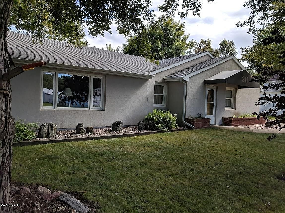 211 Minnesota St, Lakefield, MN 56150 | Zillow