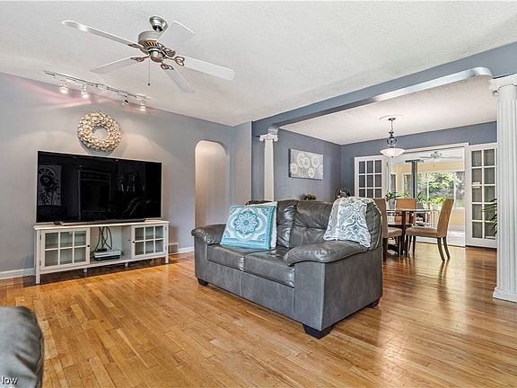 243 S Miller Rd, Akron, OH 44333 | MLS #4474729 | Zillow