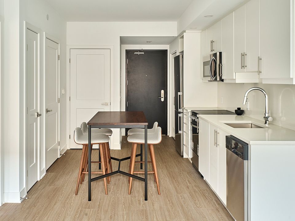 383 Albert St # Oorion Balcony; 2 bed, 2 bath, Ottawa, ON K1R 0C8 | Zillow