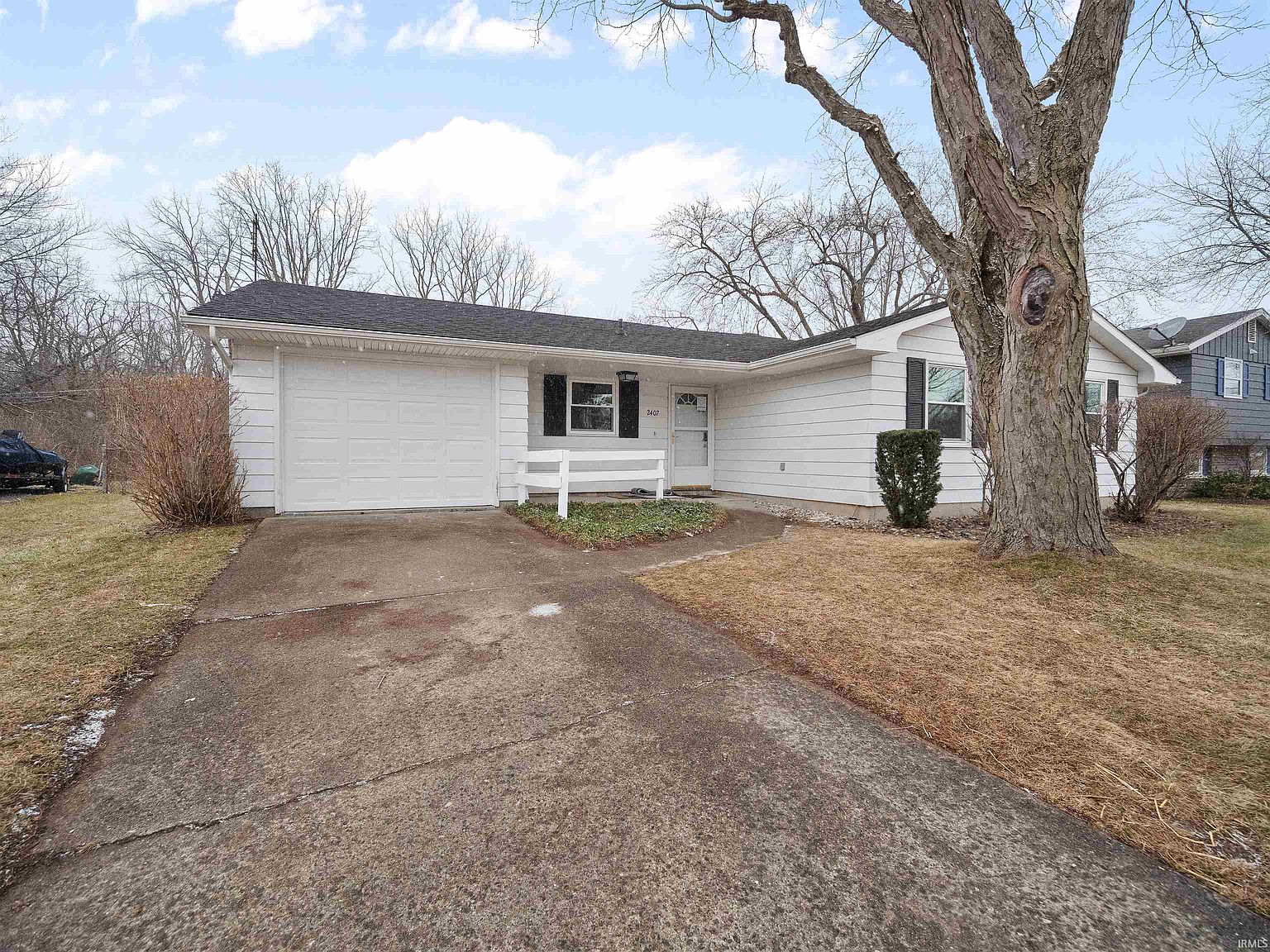 2407 Corby Dr, Fort Wayne, IN 46815 | Zillow
