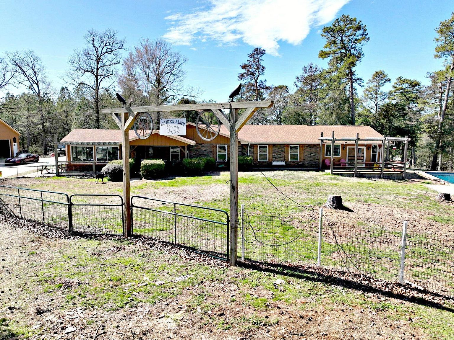5891 E Highway 28, Parks, AR 72950 | Zillow