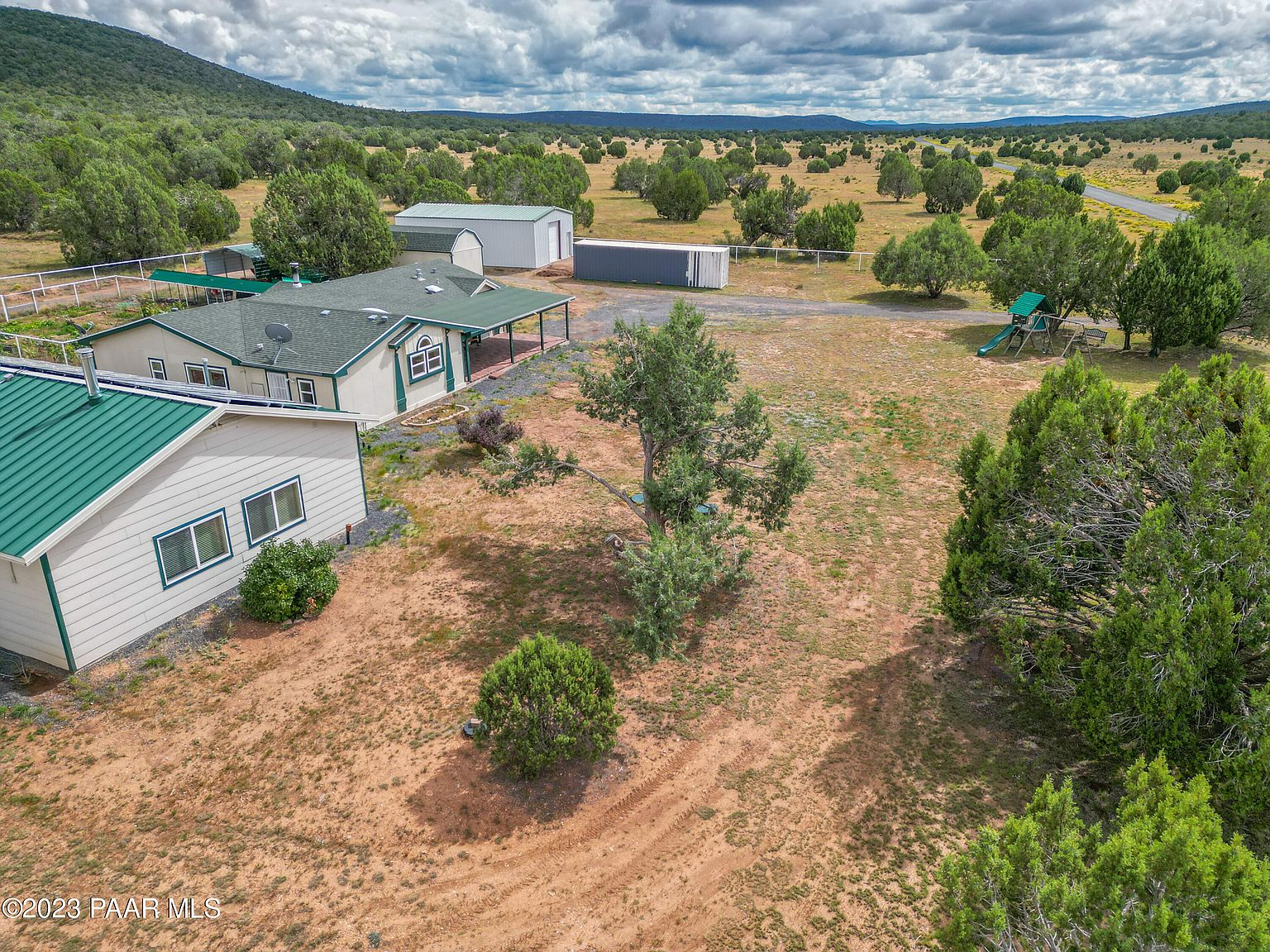 48757 N Anvil Rock Rd, Seligman, AZ 86337 | MLS #1059702 | Zillow