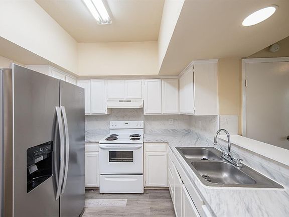 8702 Village Of Fondren Dr #8702, Houston, TX 77071 | Zillow