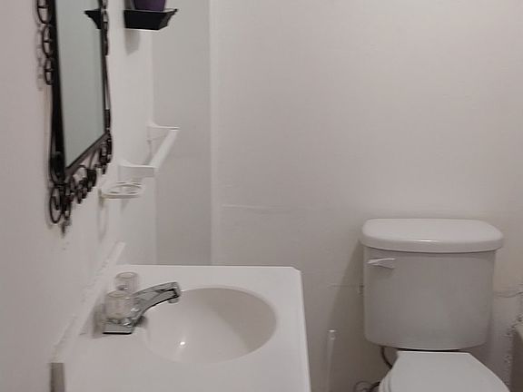 22 Davis Ct #0, Staten Island, NY 10310 | Zillow