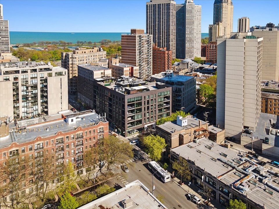 2773 N Hampden Ct Chicago IL | Zillow