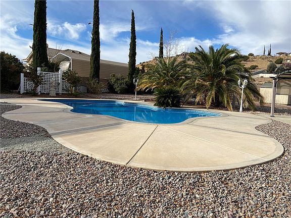 7614 Calpella Ave, Hesperia, CA 92345 | MLS #CV25115494 | Zillow