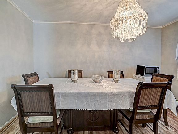 7900 Westheimer Rd APT 202, Houston, TX 77063 | MLS #56779148 | Zillow