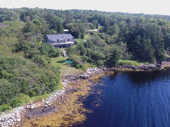 1050 Sandy Point Rd, Shelburne, NS B0T 1W0 | MLS #202500430 | Zillow