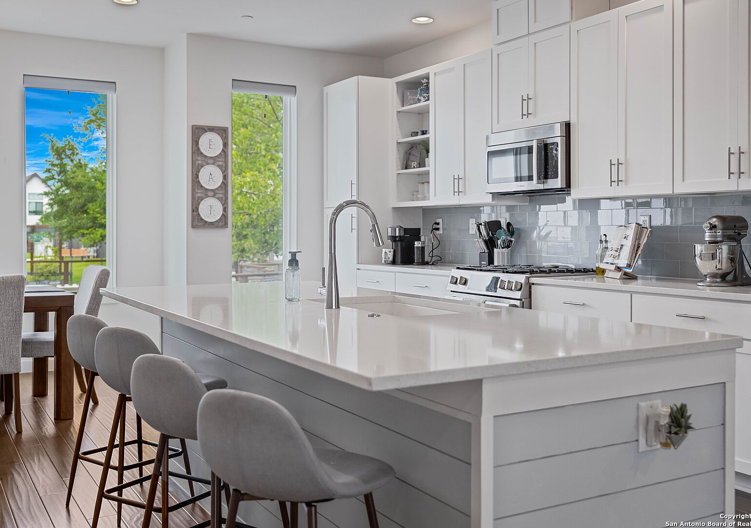 102 Tendick Unit # 902, San Antonio, TX 78209 | MLS #1924793 | Zillow