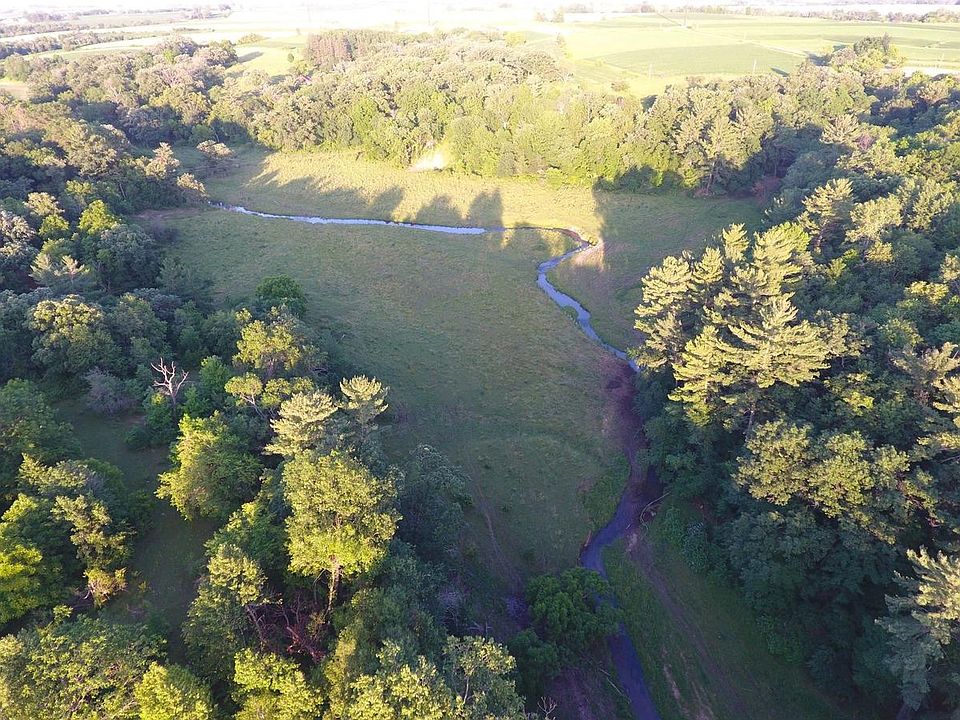 1360 Hopewell Road, Livingston, WI 53554 | Zillow