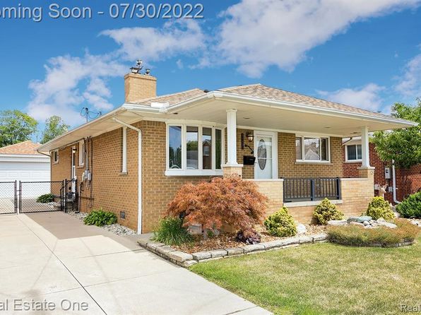 Saint Clair Shores Real Estate - Saint Clair Shores MI Homes For Sale ...