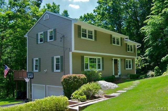 49 Cooper Hill Rd, Ridgefield, CT 06877 | Zillow
