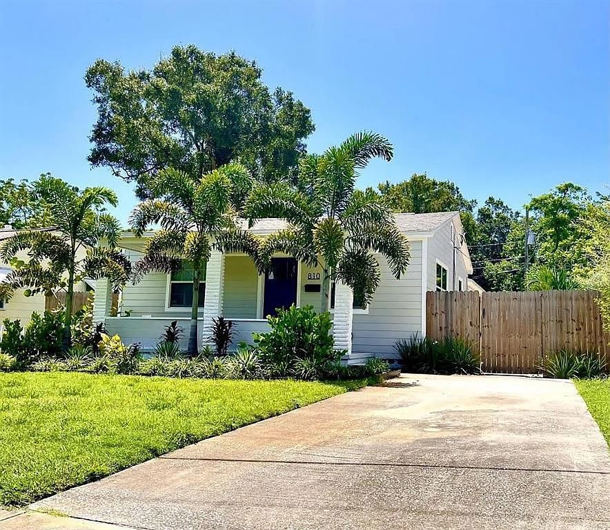 810 SW Blvd N, Saint Petersburg, FL 33703 | Zillow