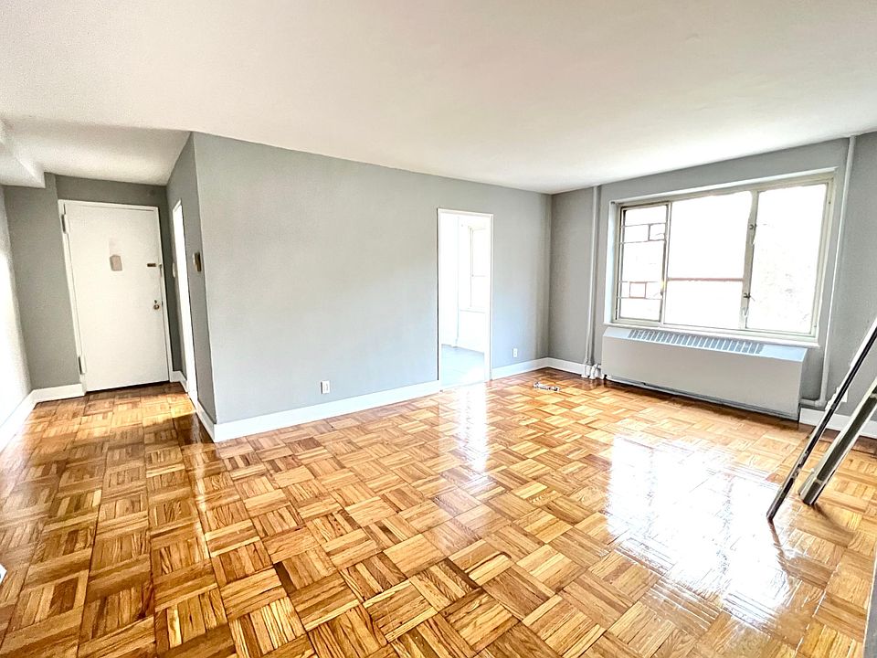 188-15 71st Cres FLOOR 2, Fresh Meadows, NY 11365 | Zillow