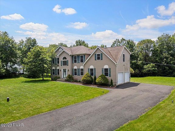 1074 Sullivan Trl, Scotrun, PA 18355 | MLS #PW-232671 | Zillow