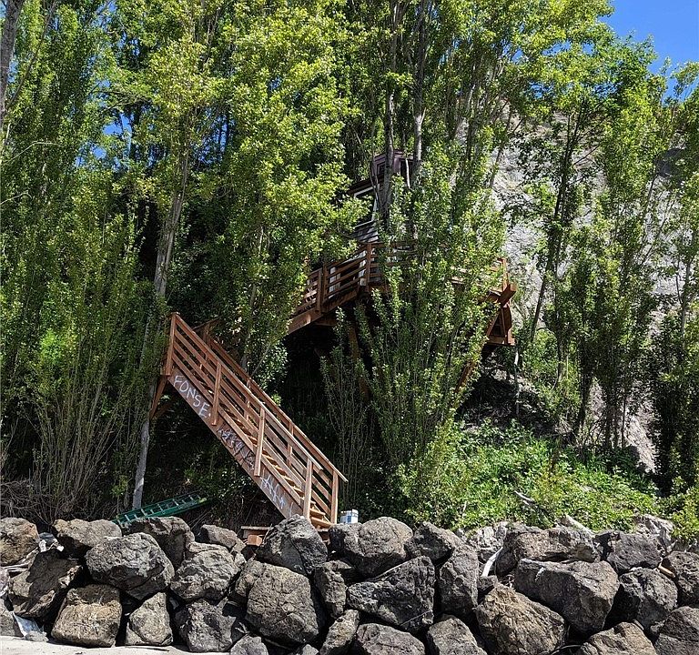 1705 Perkins Ln W, Seattle, WA 98199 | Zillow