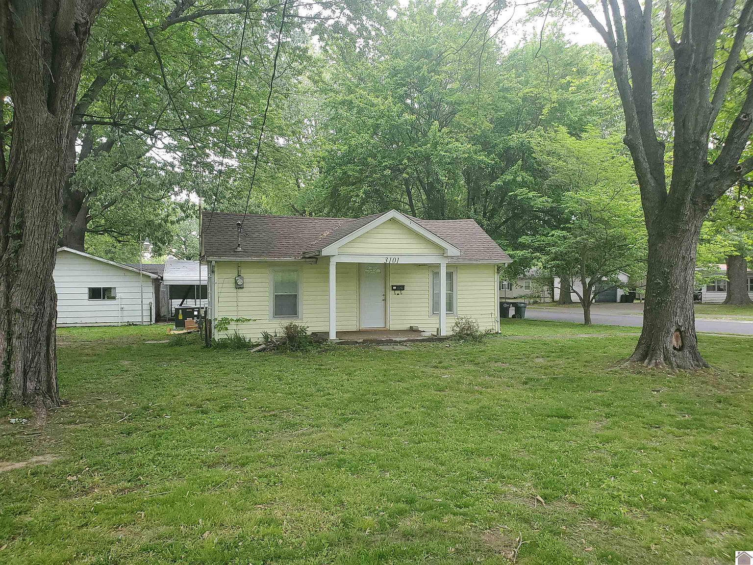 3101 Mayfield Rd, Paducah, KY 42003 | Zillow