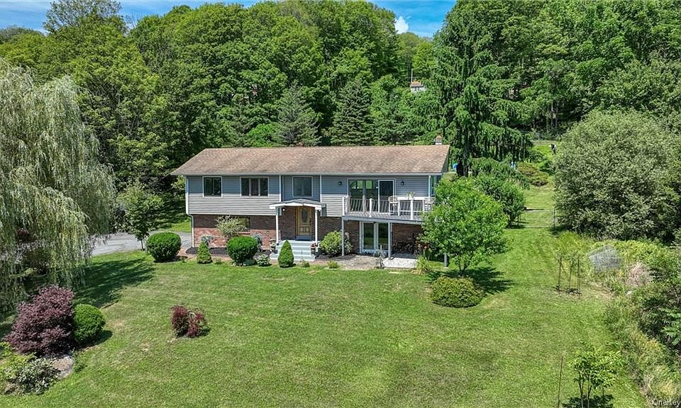78 Grandview Drive, Bloomingburg, NY 12721 | Zillow