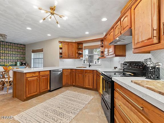 4 Burning Ember Ln, Palm Coast, FL 32137 | Zillow