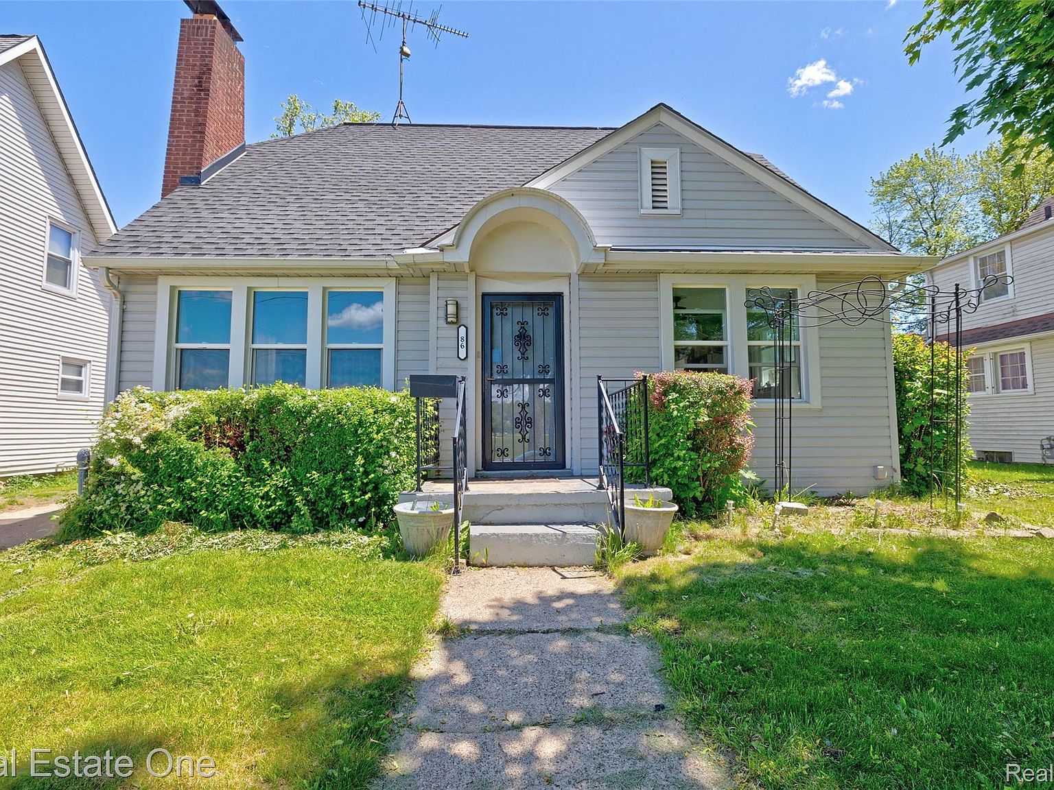 86 Marquette St, Pontiac, MI 48342 | Zillow