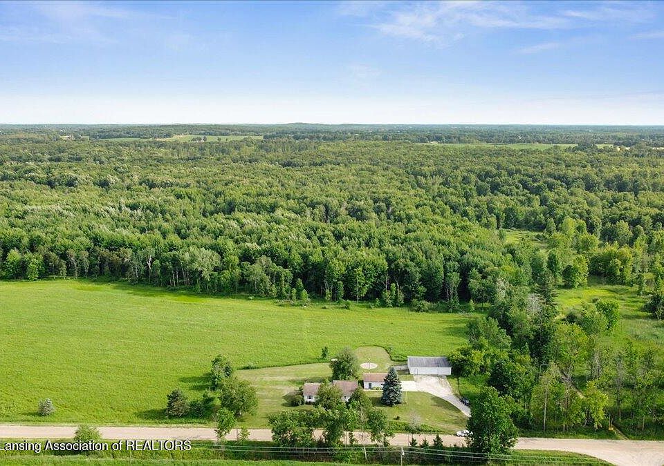 951 W Church Rd, Edmore, MI 48829 | Zillow