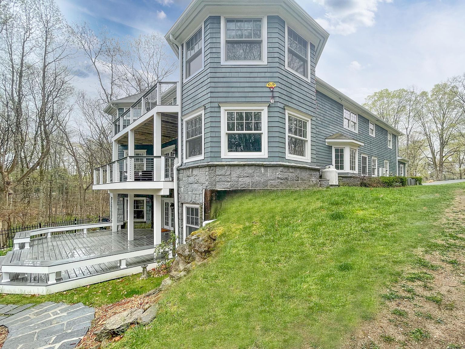 60 Mulberry Hill Rd #A, Fairfield, CT 06824 | Zillow