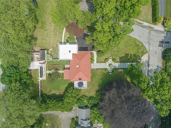 50 Hillside Rd, New London, CT 06320 | MLS #170581744 | Zillow