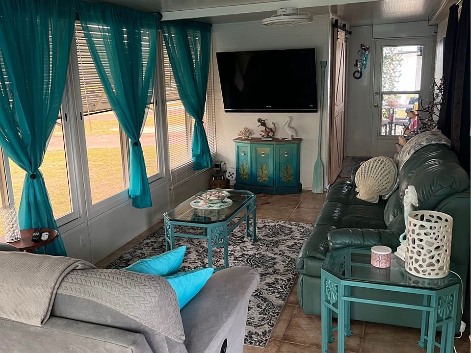 800 Kay Rd NE Bradenton FL | Zillow