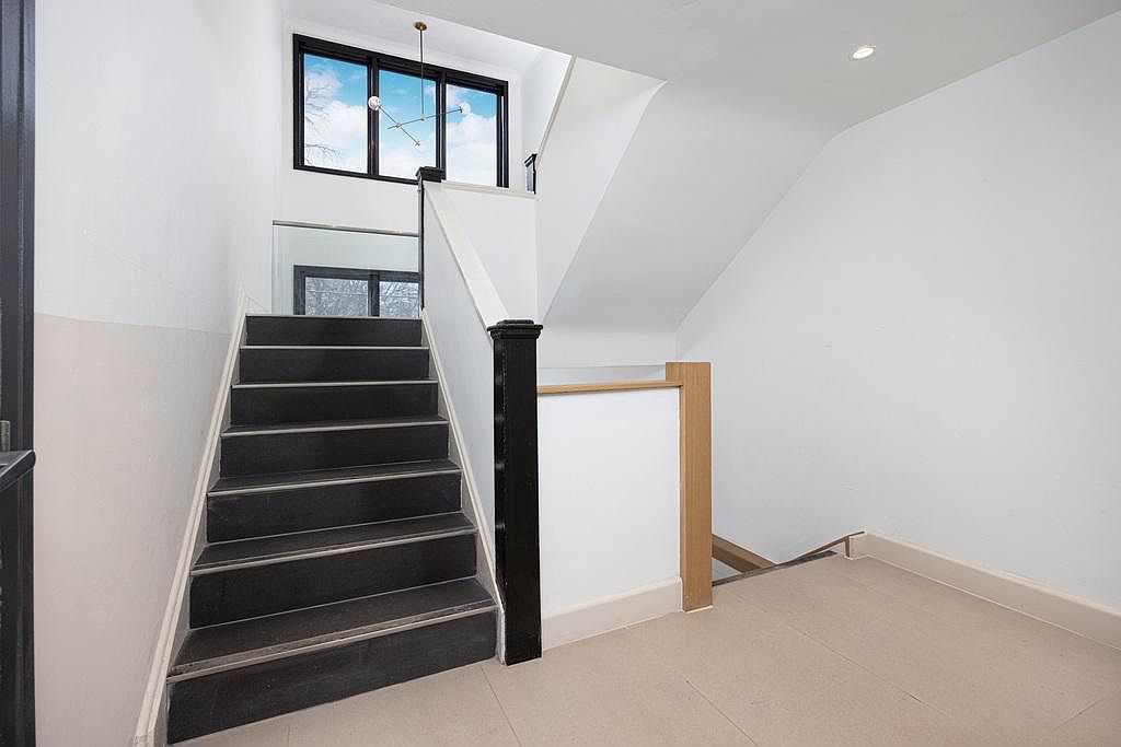 26 Albert Ave #15, Toronto, ON M8V 2L4 | Zillow