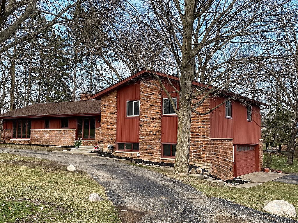 410 Gunder Dr, Rochester Hills, MI 48309 | Zillow