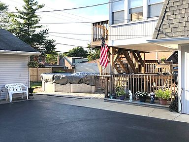 10748 Austin Ave, Chicago Ridge, IL 60415 | Zillow