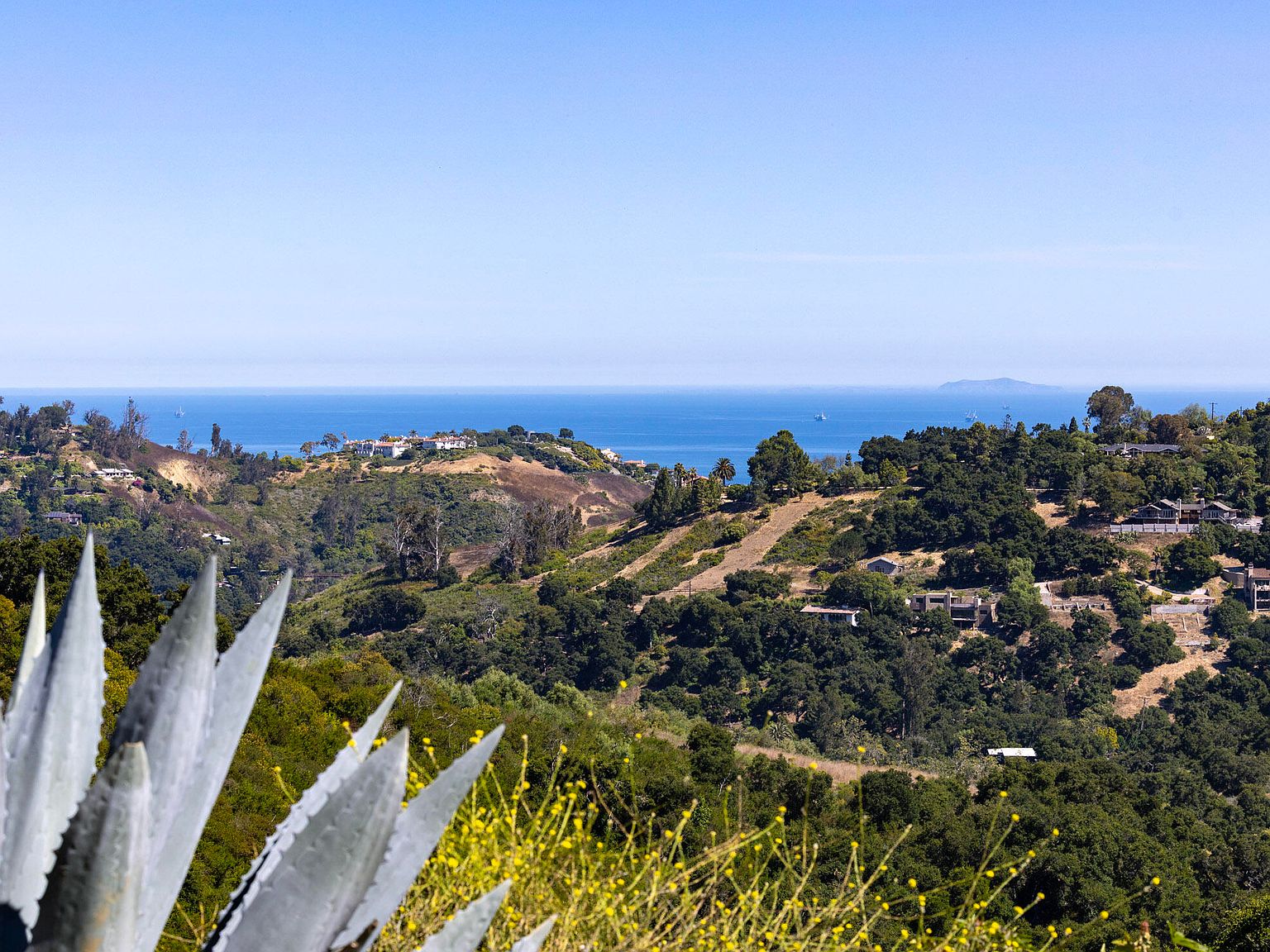 930 W Mountain Dr, Santa Barbara, CA 93103 | MLS #26-933 | Zillow